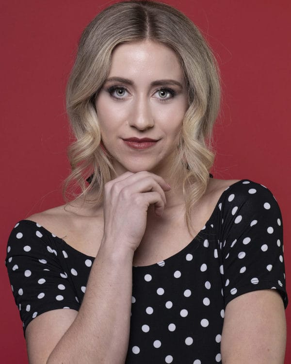 Superior Seamless Scarlet #056 Photography Backdrop - StudioBackdrops.com